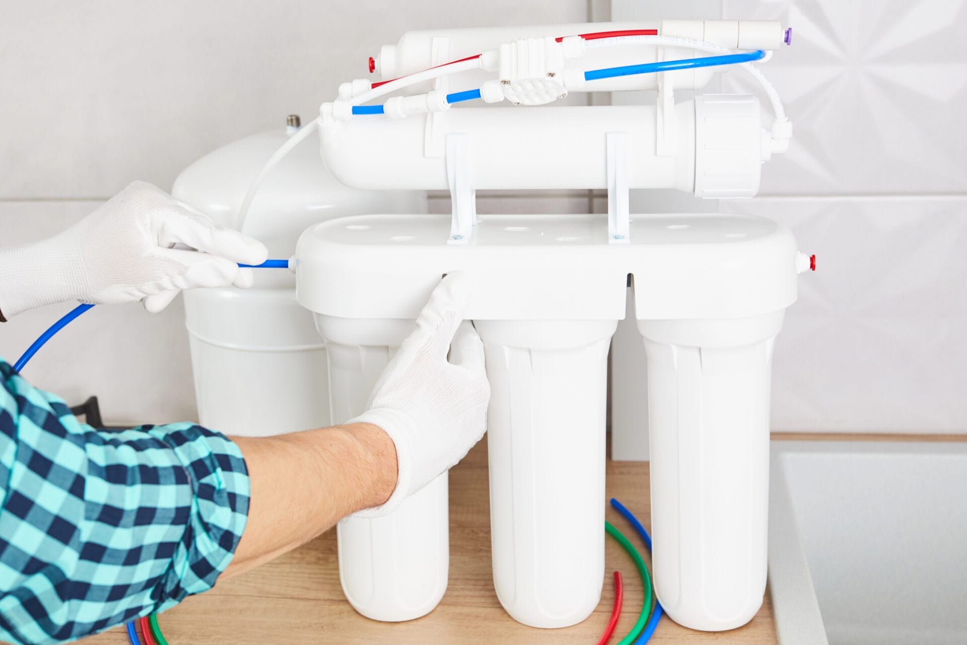 Whole House Water Filter Benefits for Your Home | Fluid Plumbing